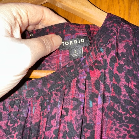 torrid | Tops | Torrid Purple Pink And Black Abstract Blouse | Poshmark